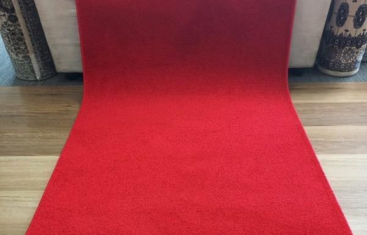 Carpet Runner Red - 8mL x 1.2mW - The Event Mill