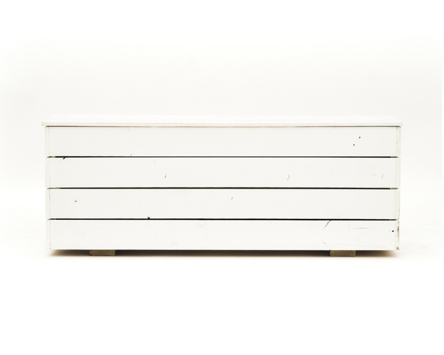 White Slatted Bench - 164cmL x 39cmW x 60cmH - The Event Mill